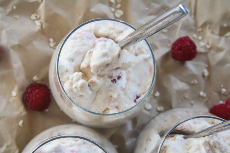 Classic Scottish Cranachan | roamingtaste.com