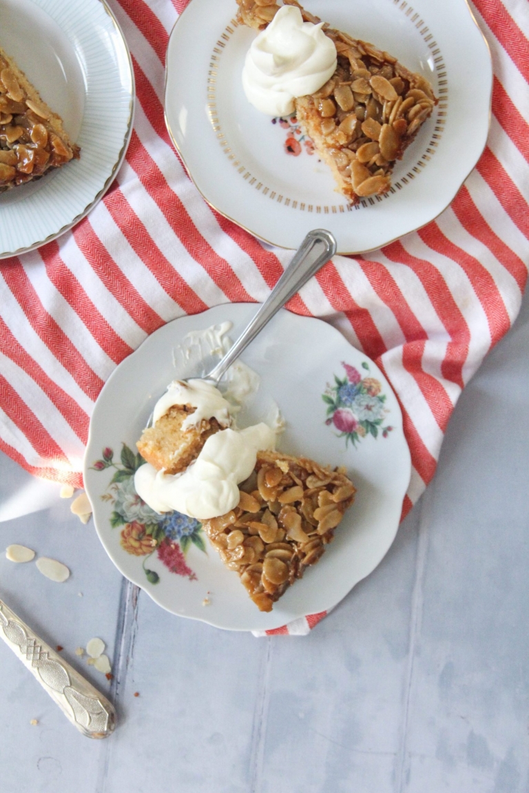 Toscakaka Cake – Swedish Tosca Cake | roamingtaste.com