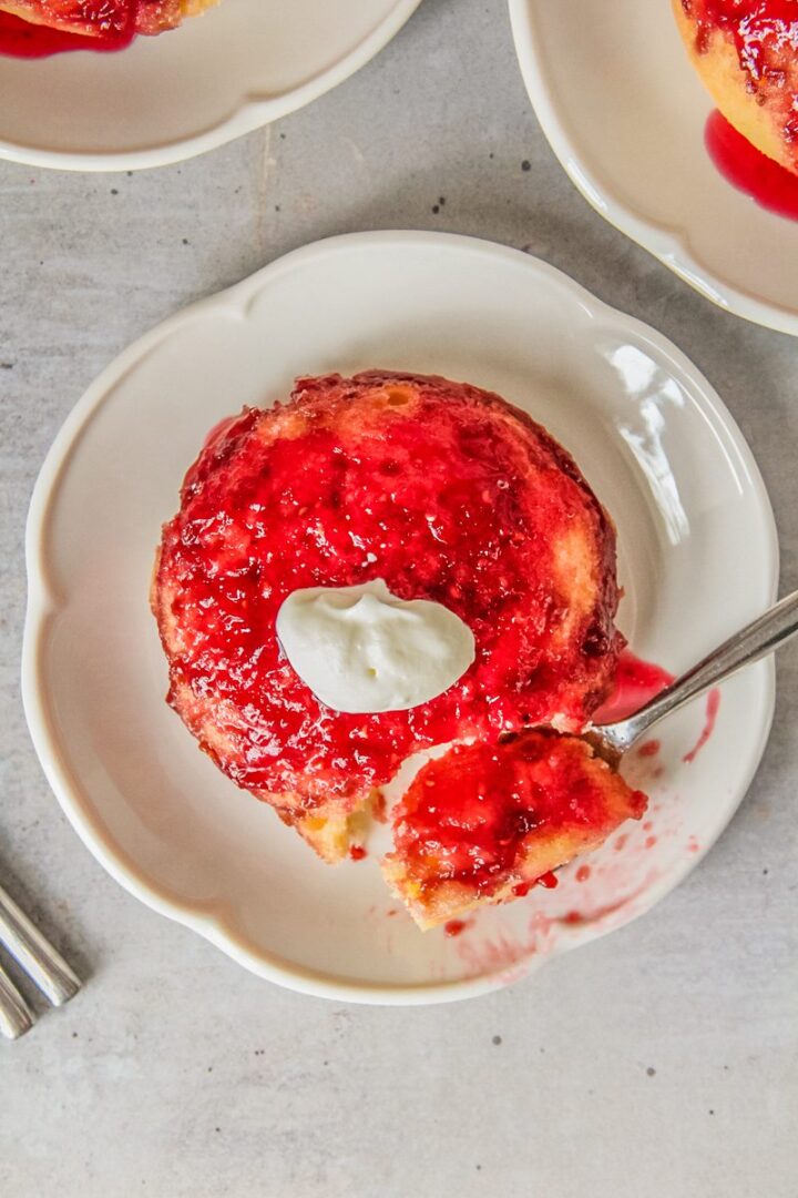 Burnt Sugar Steamed Pudding - roamingtaste.com