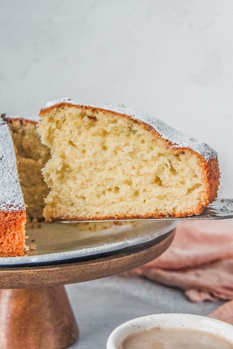 Irish Tea Cake - roamingtaste.com