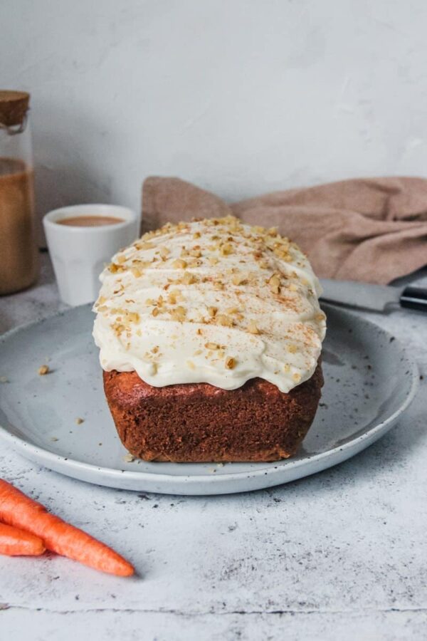 Carrot Cake Loaf - roamingtaste.com